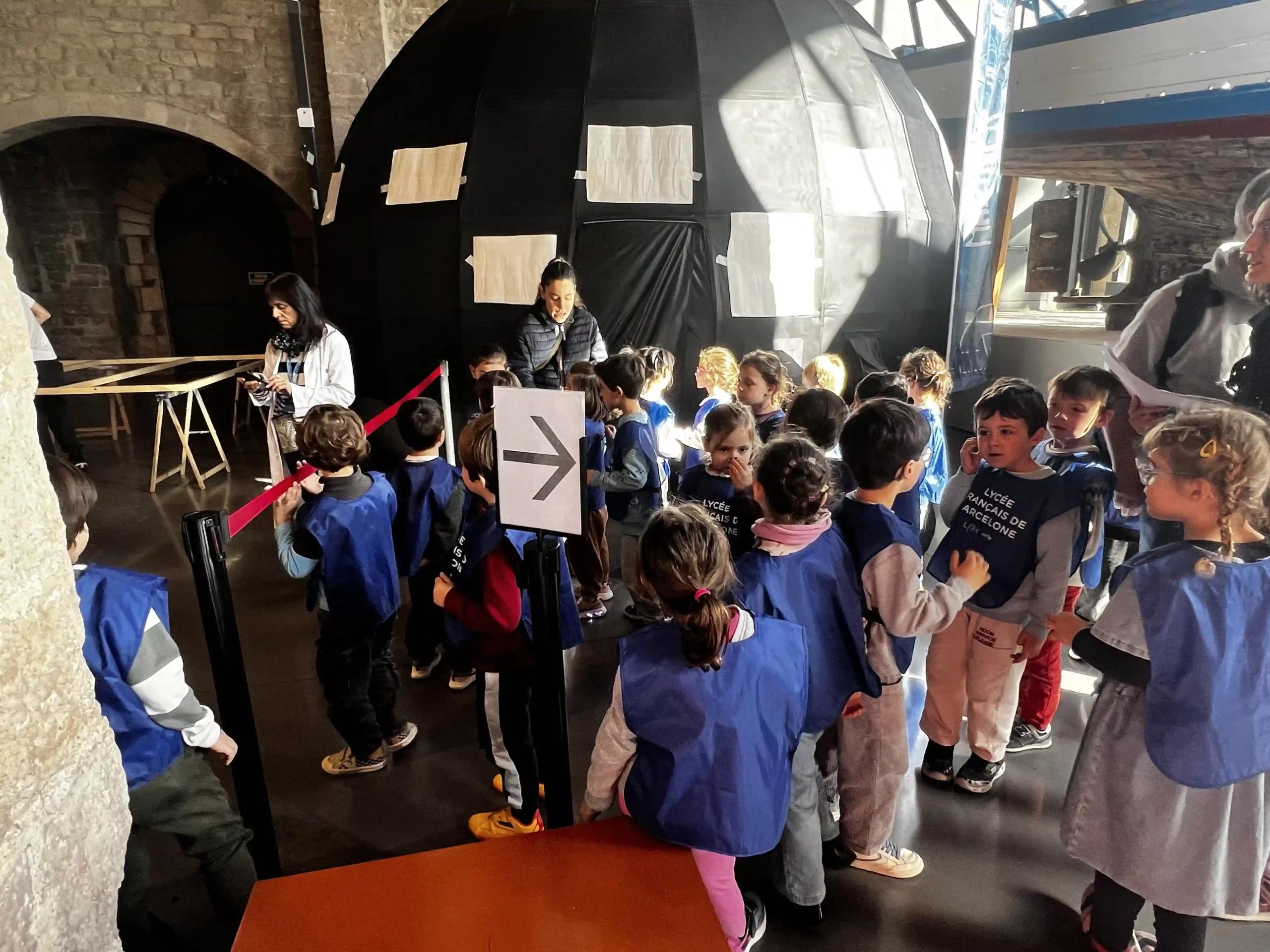 Expérience immersive en sous-marin pour les GS - Lycée Français de ...